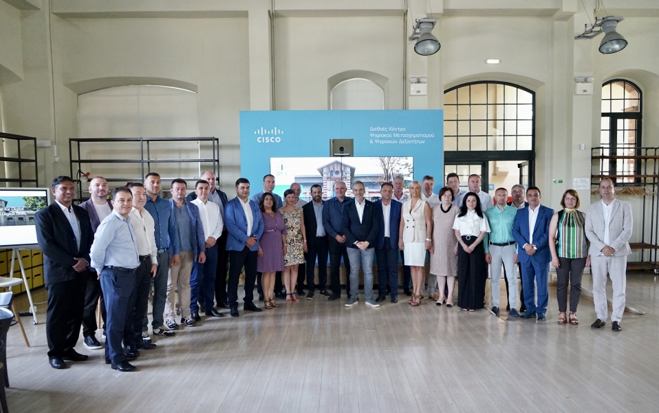 Кметът Галина Стоянова се запозна с дейността на Центъра за дигитална трансформация в Солун